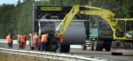 Proeven met afrolbaar asfalt afgerond