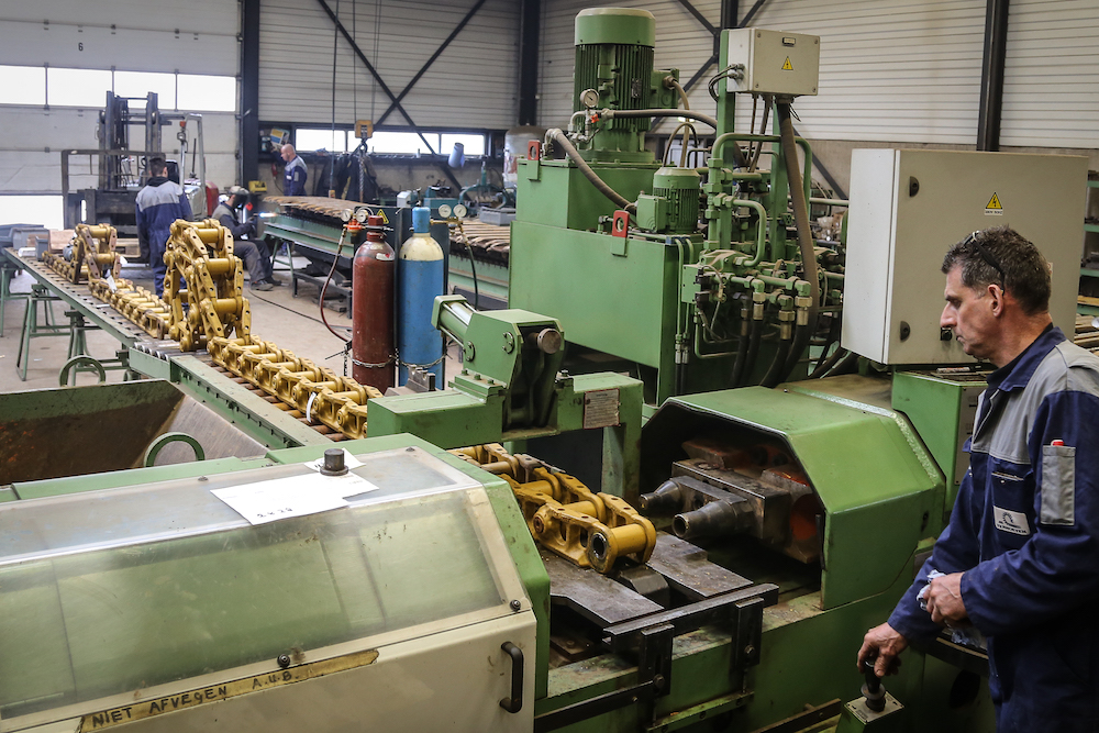Oliegesmeerd rijwerk reviseren met Verhoeven