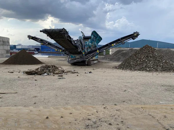 Powerscreen Warrior 1200 voor BPS Recycling
