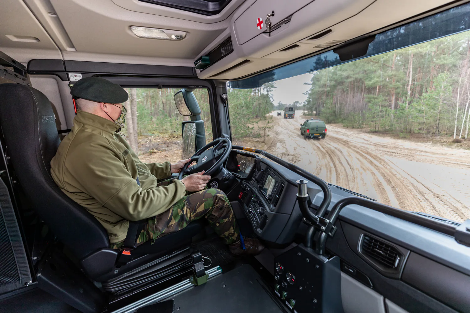 Defensie zet in op Scania Gryphus