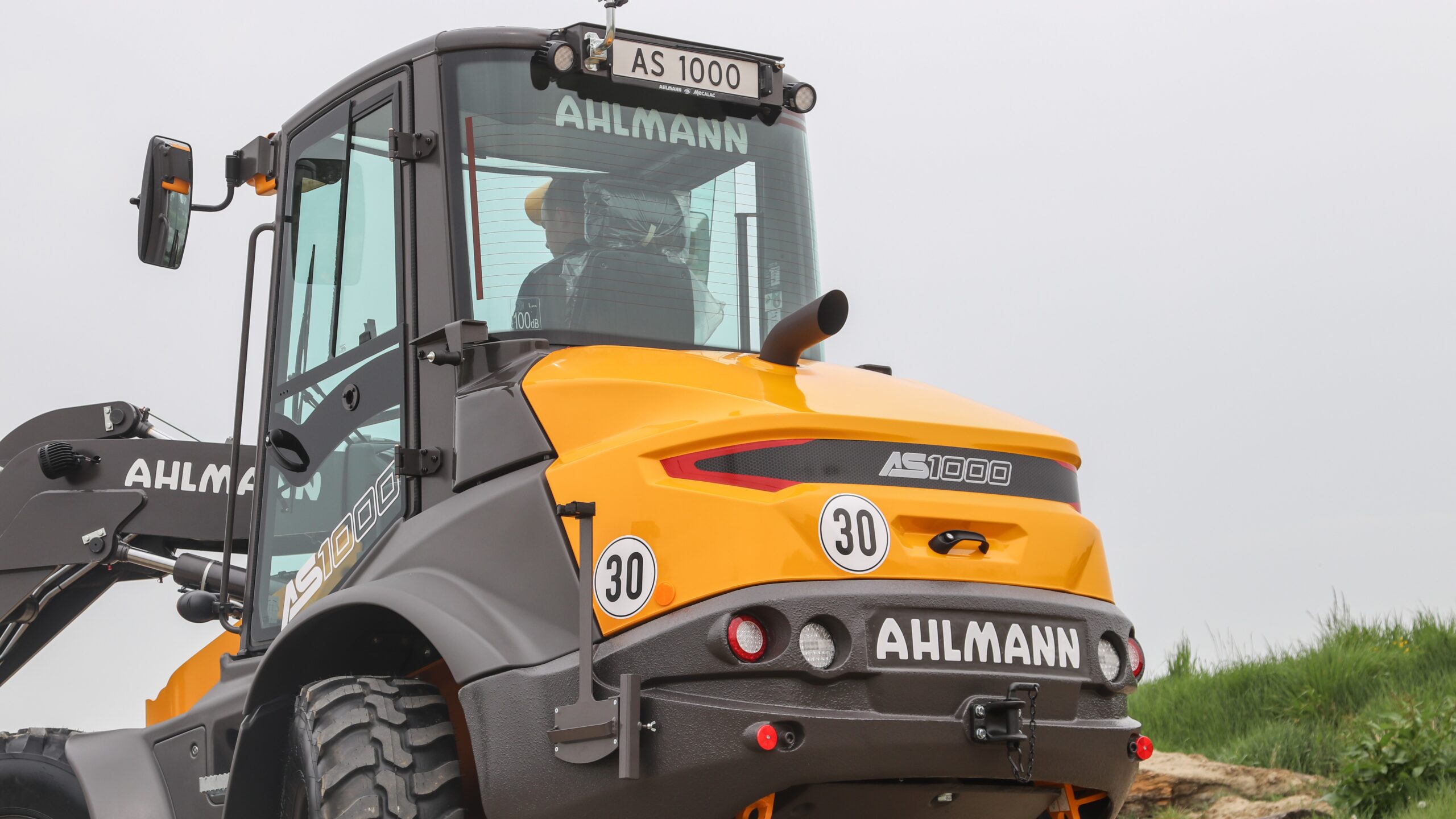 Nieuwe giek voor Ahlmann AS 1000