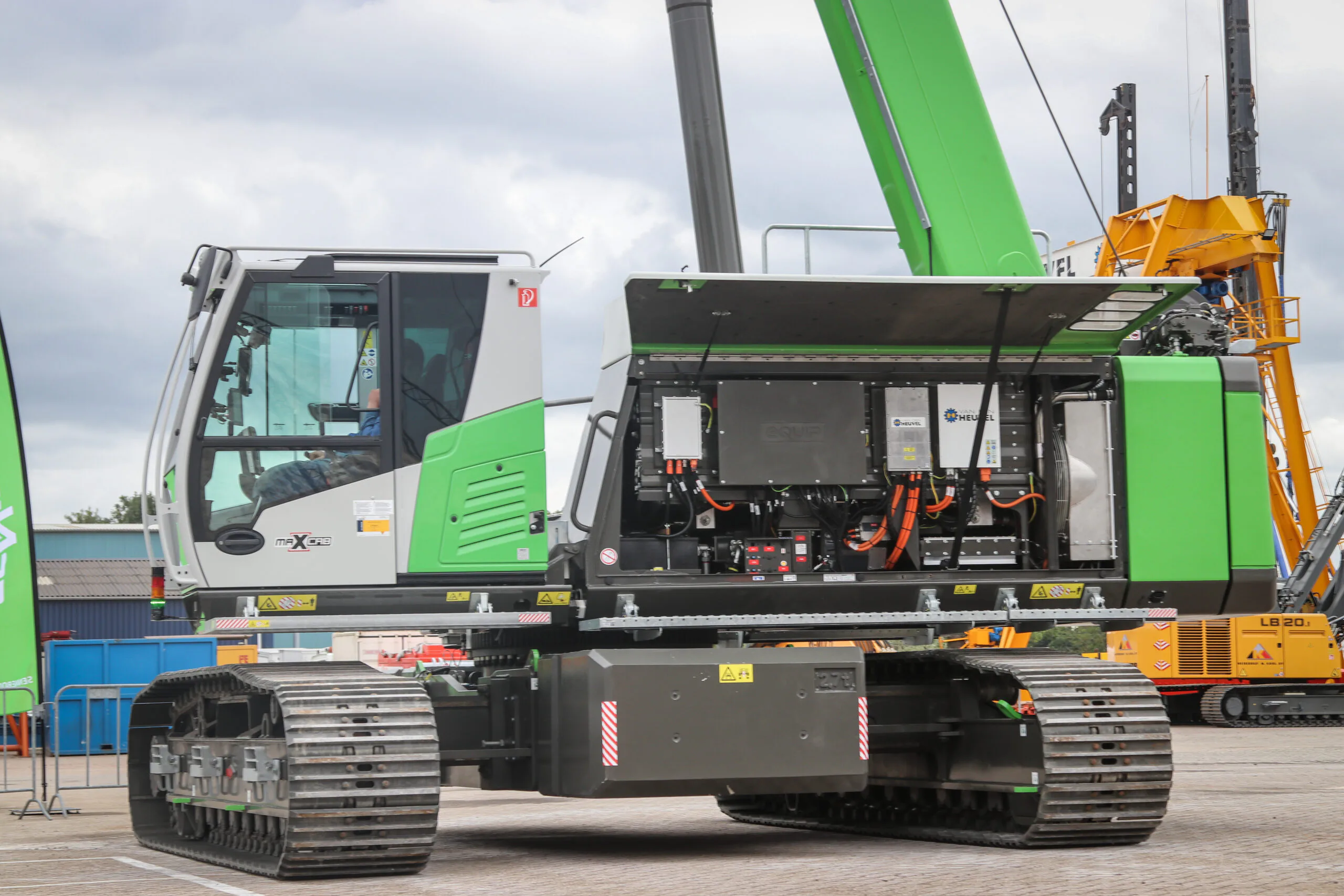 Primeur: Van den Heuvel bouwt elektrische Sennebogen rupstelescoopkraan