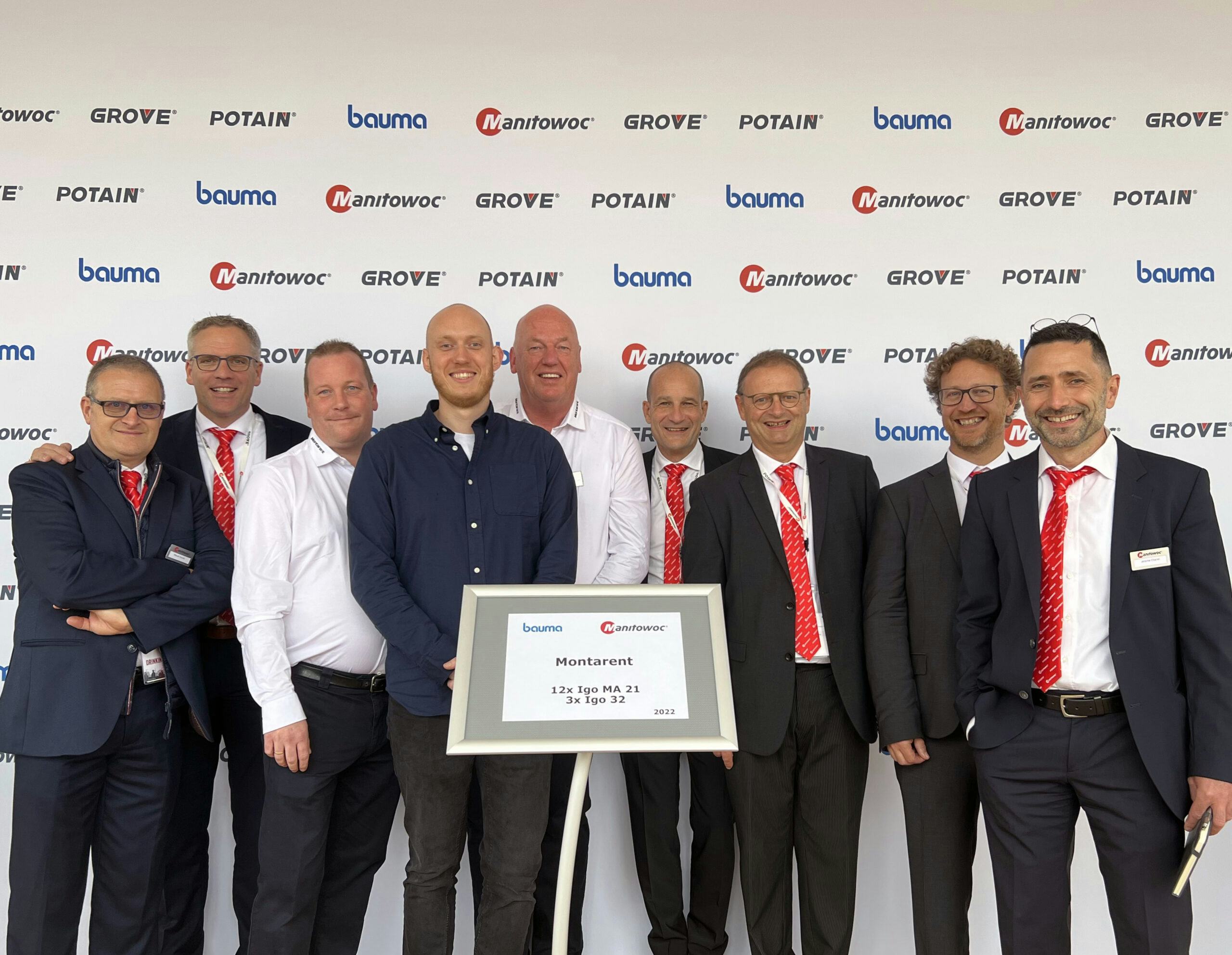 Montarent bestelt 15 Potain zelfoprichtende kranen