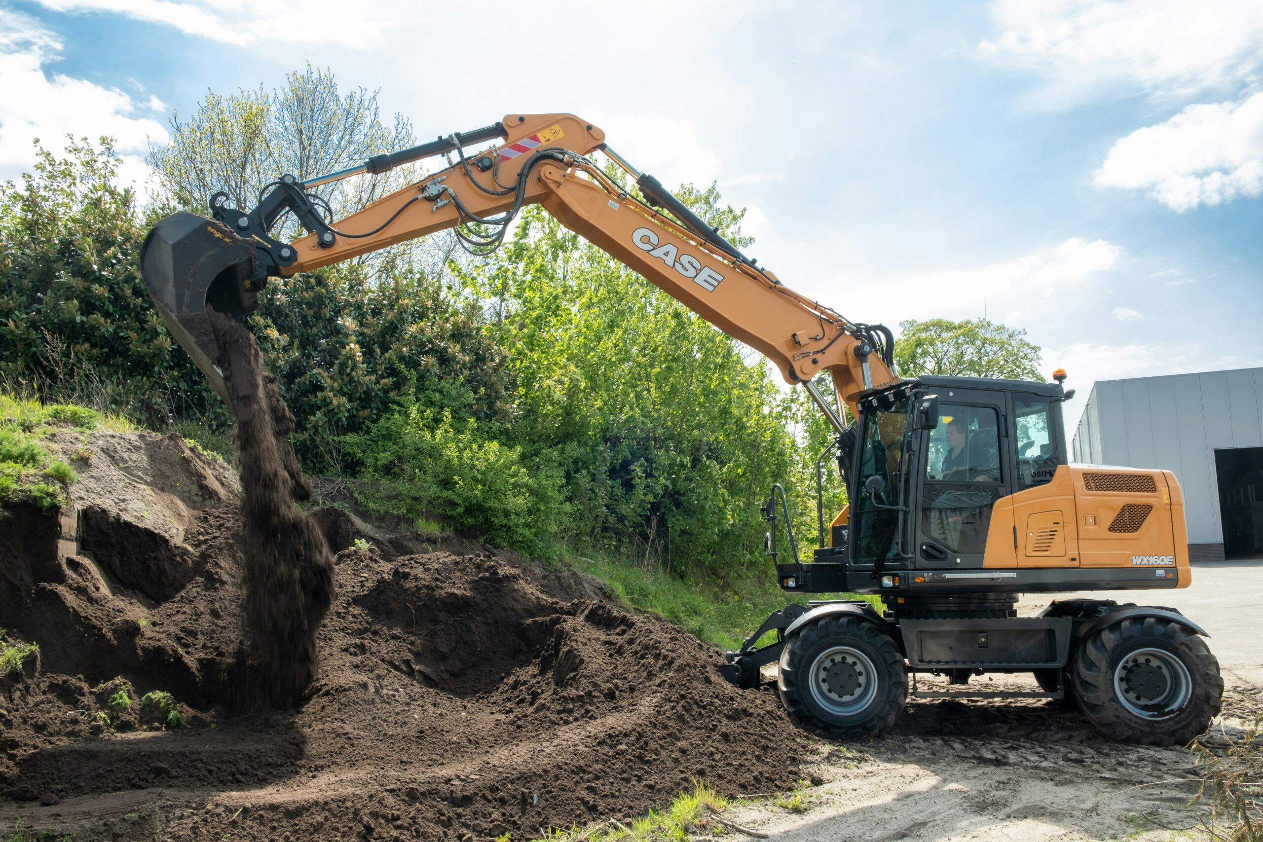 Case presenteert vijf nieuwe mobiele graafmachines