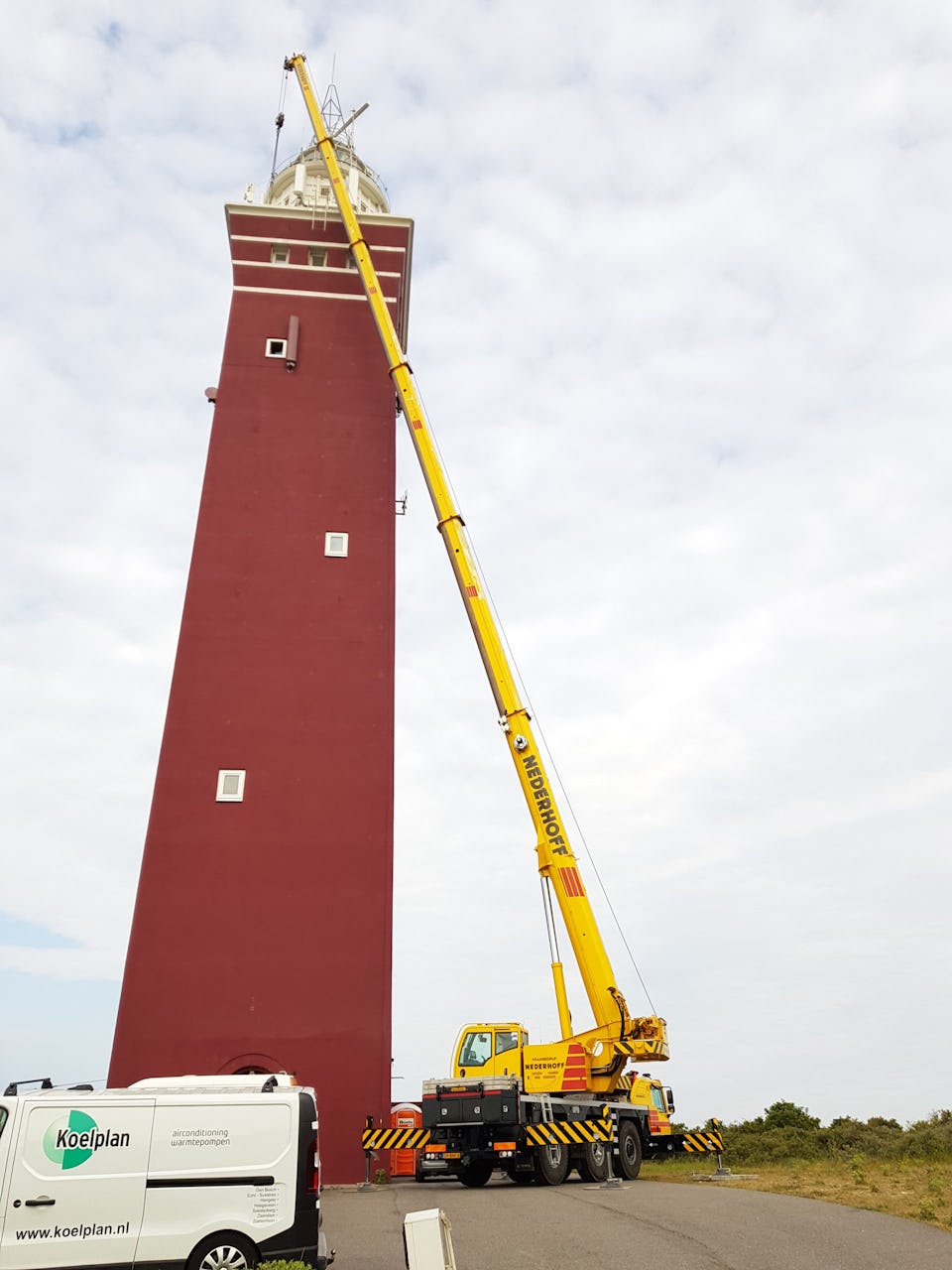 Hoe Nederhoff in 75 jaar een van de grootste kraanverhuurders van ...