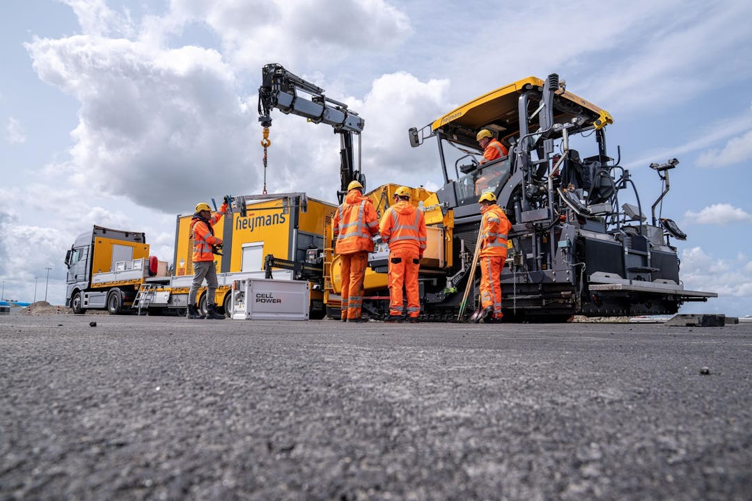 Zelfvoorzienend laden: Heijmans neemt elektrisch materieel serieus